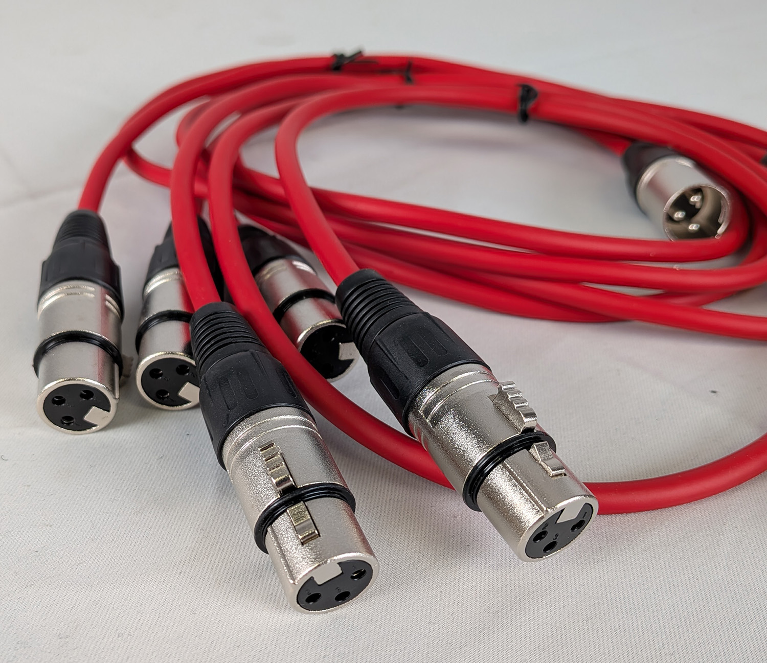 Pack of 5 XLR Patch Leads 1m Long Red Cable with Good Metal Connectors ...