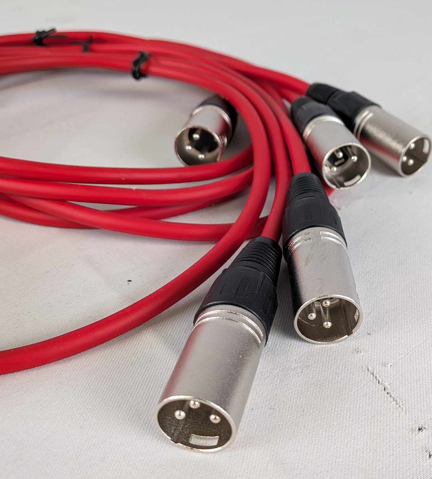 Pack of 5 XLR Patch Leads 1m Long Red Cable with Good Metal Connectors ...